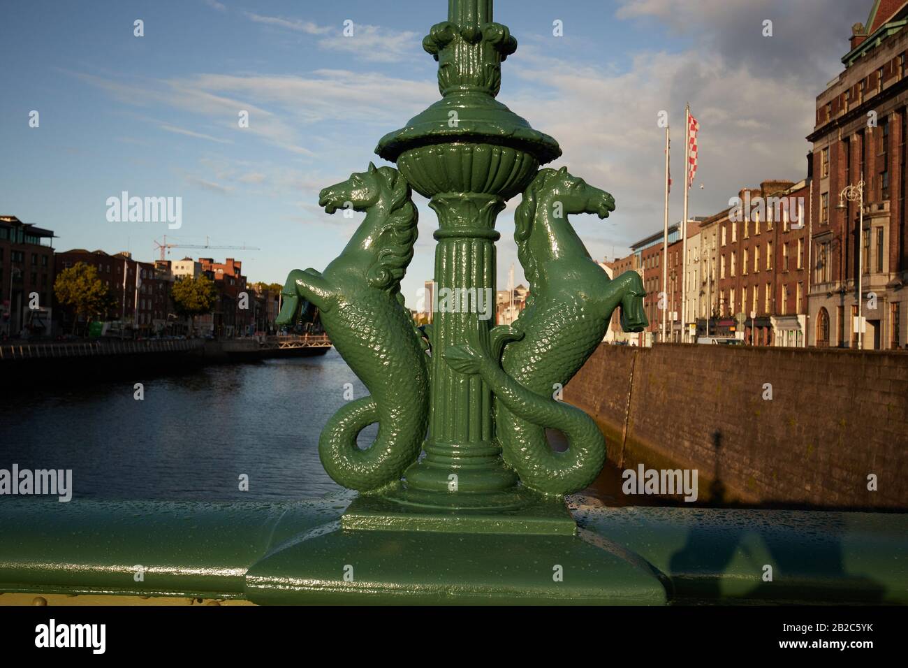 Dublin quays buildings hi-res stock photography and images - Alamy