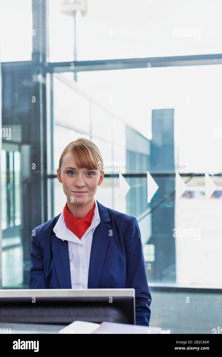 Airport gate agent hi-res stock photography and images - Alamy