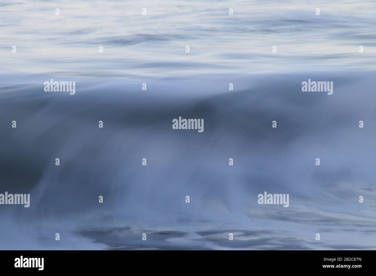 Silky smooth waves Stock Photo - Alamy
