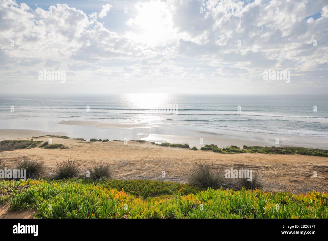 View of Torrey Pines State Beach on a winter afternoon. La Jolla, CA ...