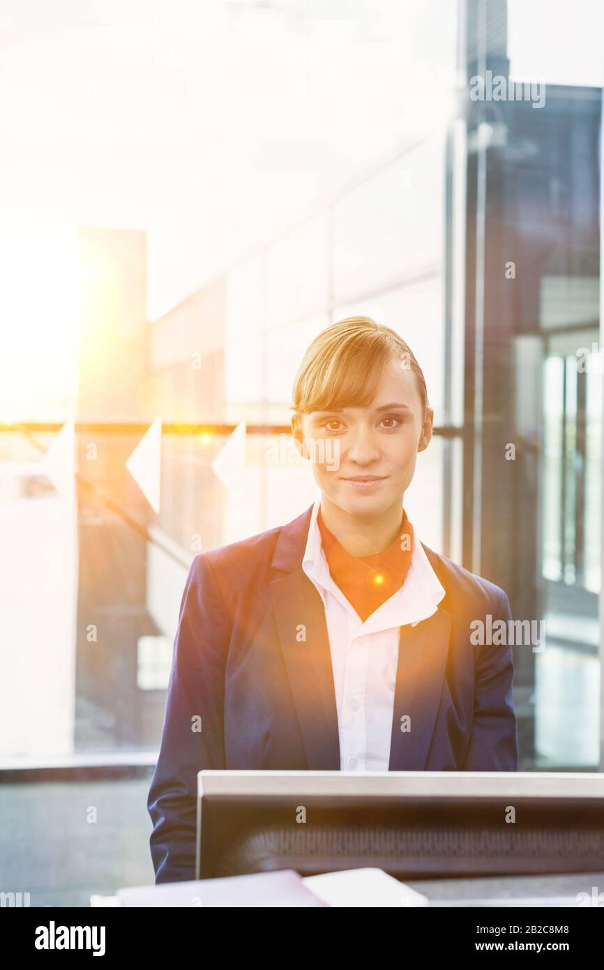 Airport gate agent hi-res stock photography and images - Alamy