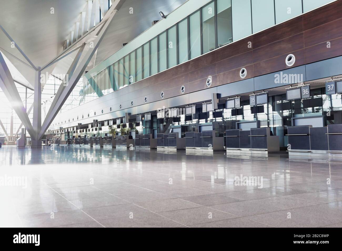 Full length view of check in area in airport Stock Photo - Alamy
