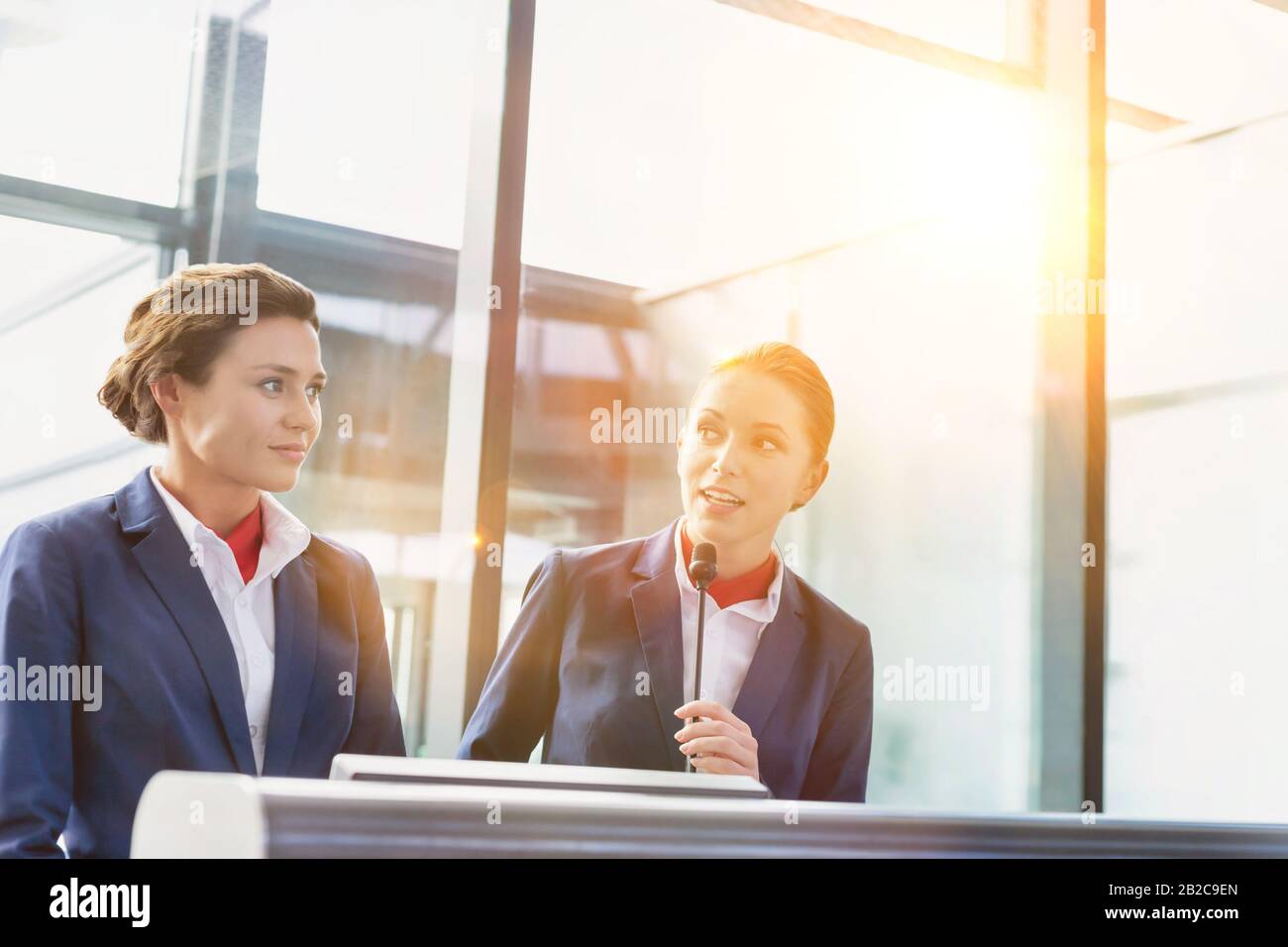 Airline ticket agent hi-res stock photography and images - Alamy