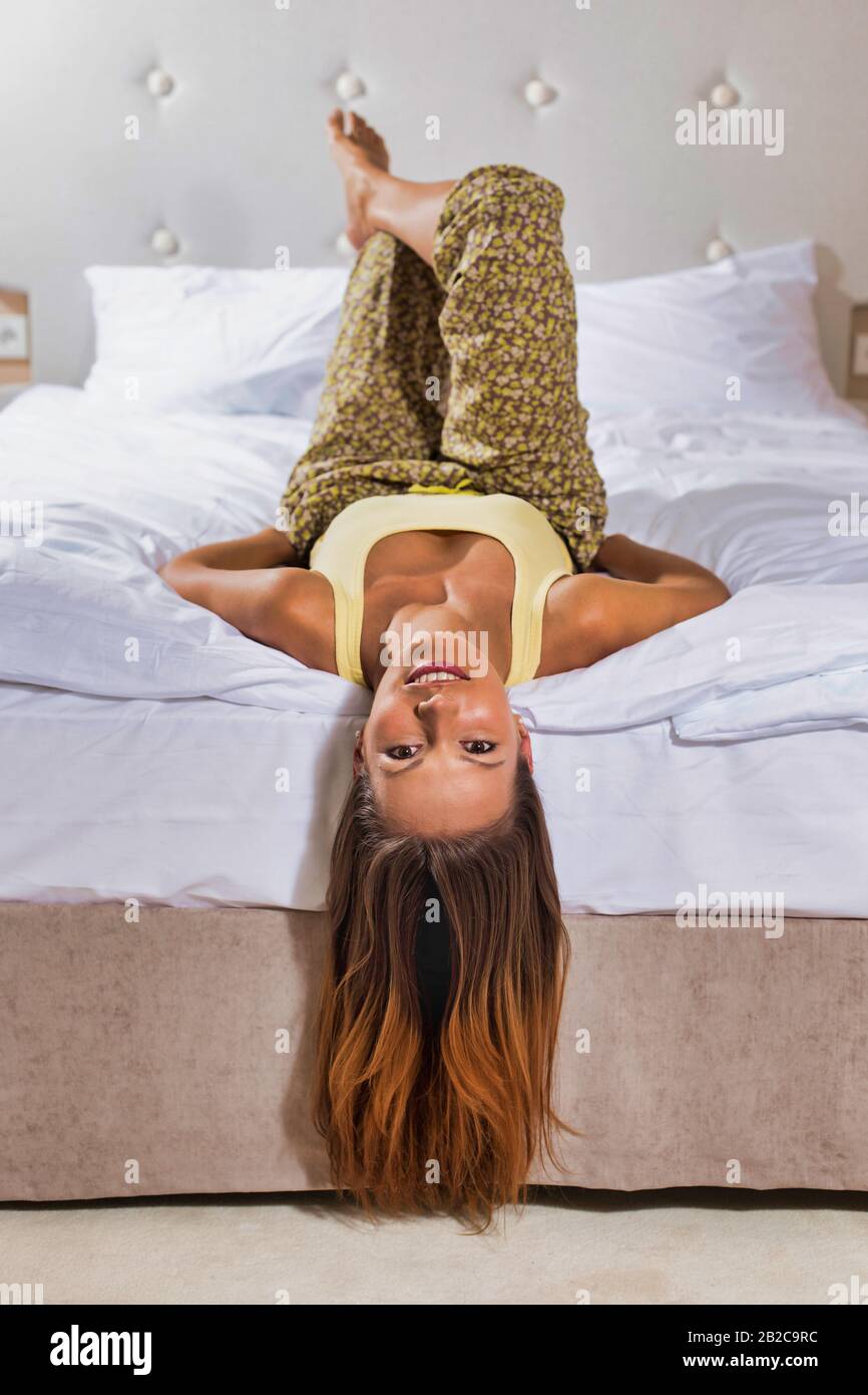 Old man dead bed hi-res stock photography and images - Alamy