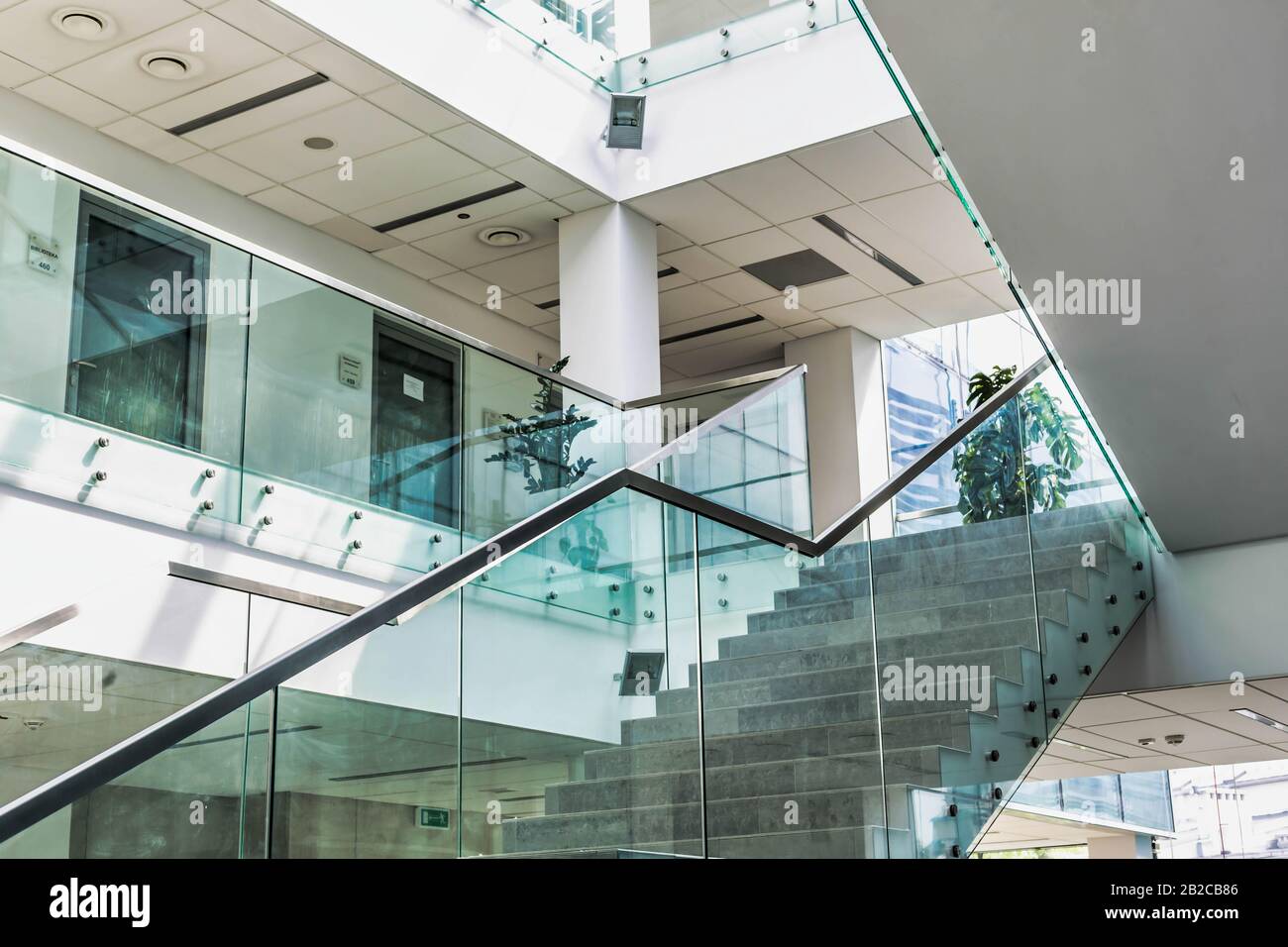 Interior of emty school building Stock Photo - Alamy