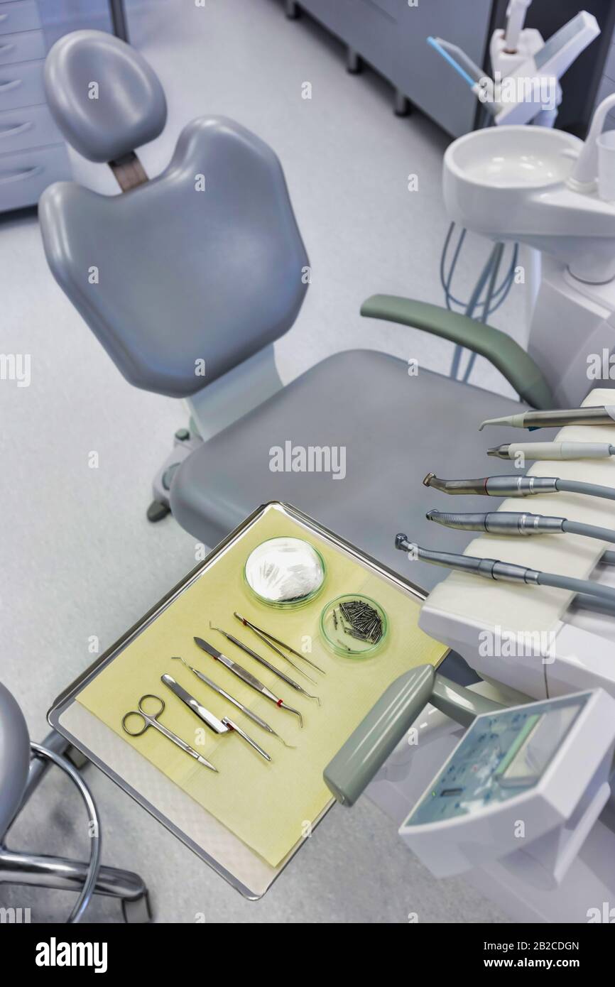 Dental clinic and dental instruments Stock Photo - Alamy