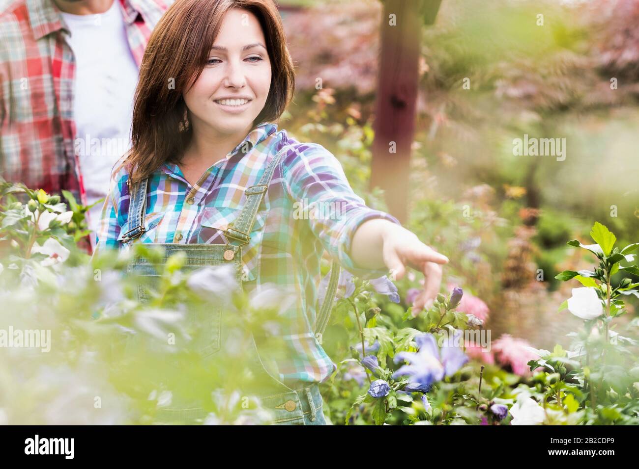 Buyer activity hi-res stock photography and images - Alamy