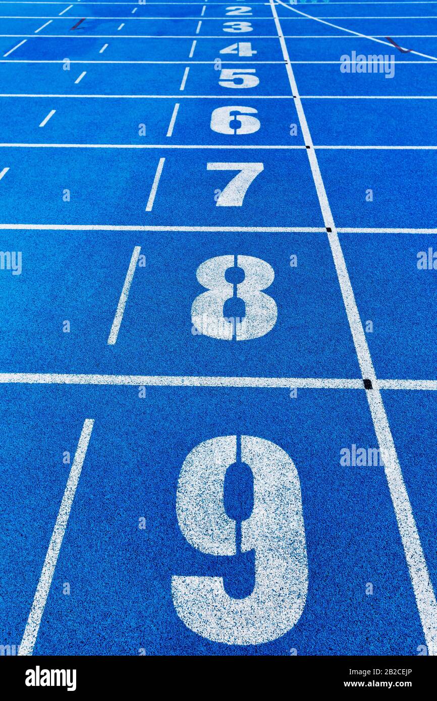 Running tracks hi-res stock photography and images - Alamy