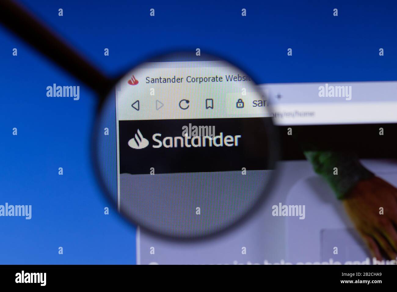 Los Angeles, California, USA - 3 March 2020: Banco Santander website ...