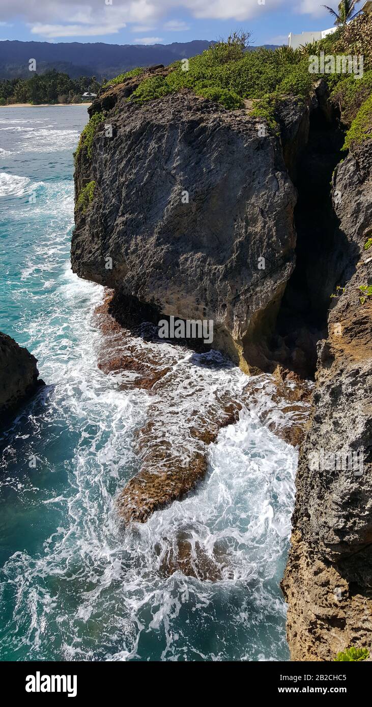 Lava cliffs hi-res stock photography and images - Alamy