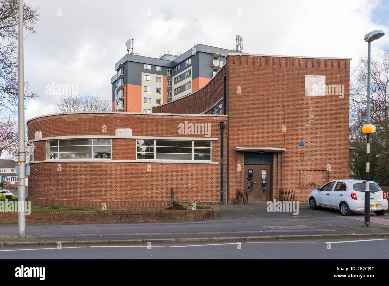 Thimblemill Library in Smethwick, West Midlands was designed in a ...