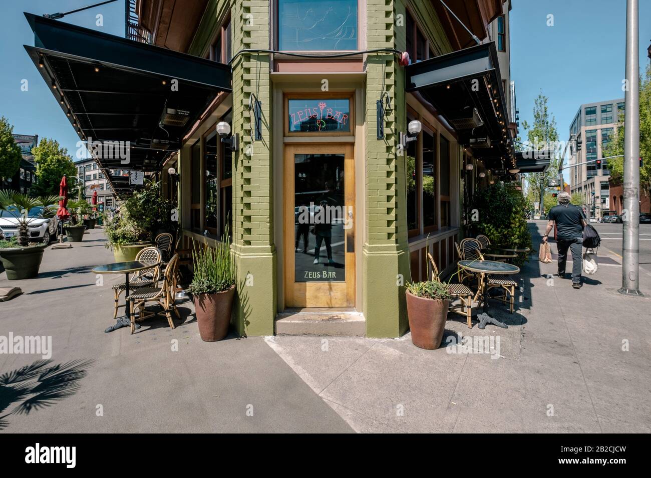 Walking the streets of Portland, Oregon Stock Photo - Alamy