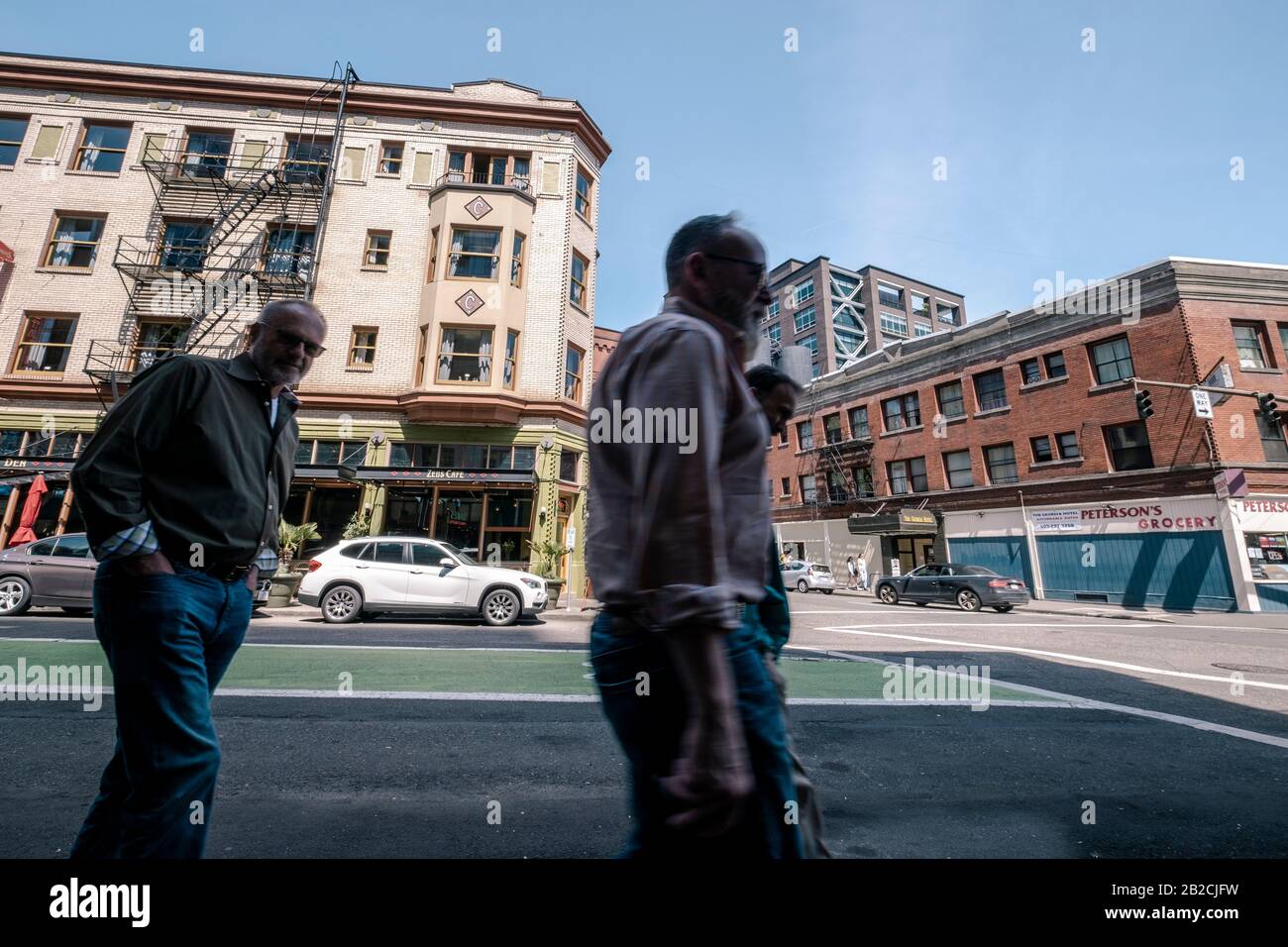 Walking the streets of Portland, Oregon Stock Photo - Alamy