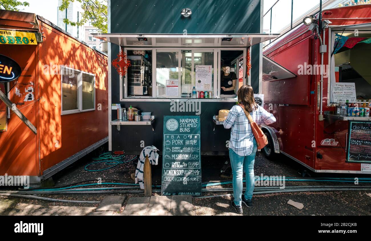 Portland food truck hi-res stock photography and images - Alamy