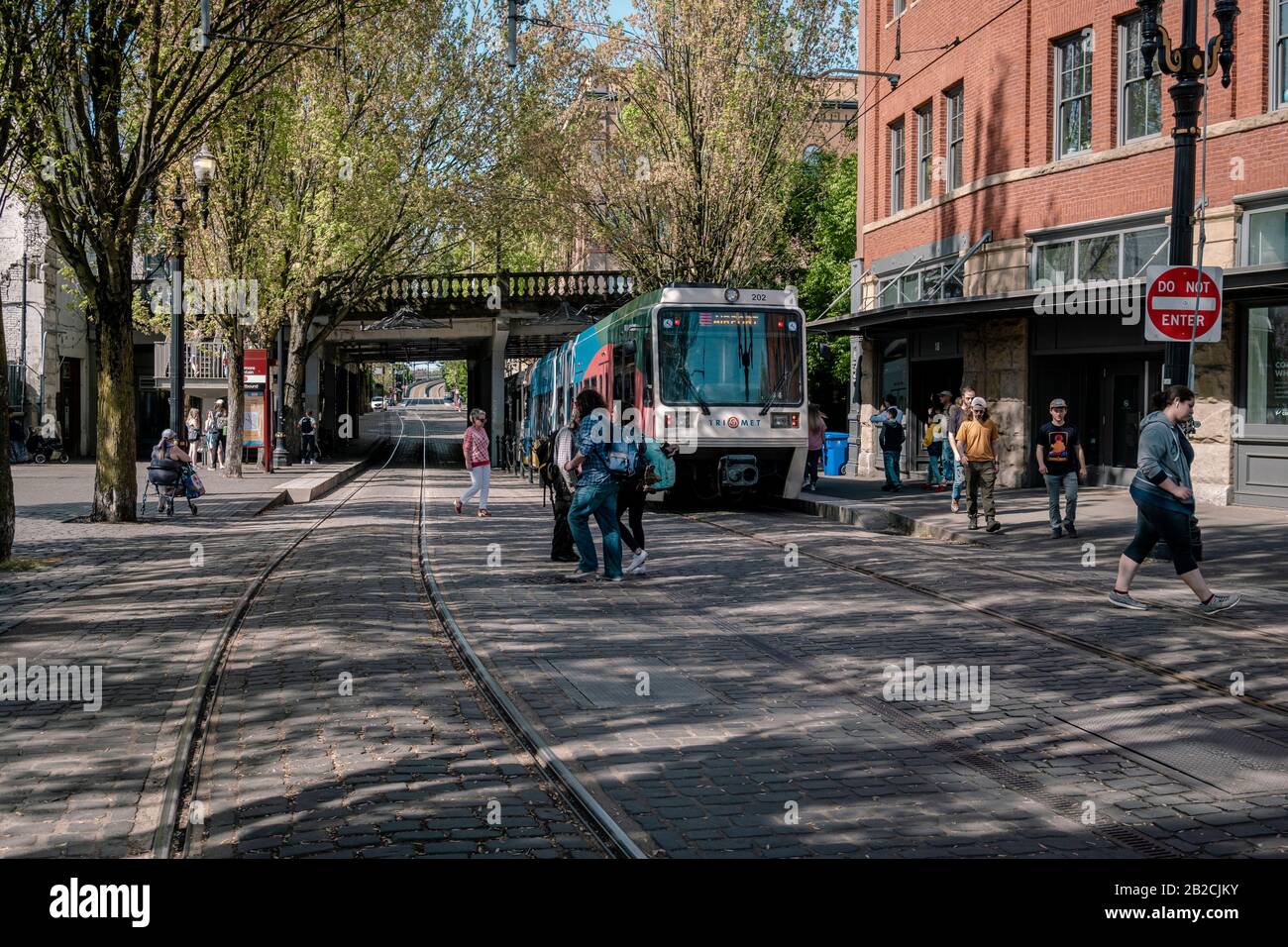 Walking the streets of Portland, Oregon Stock Photo - Alamy