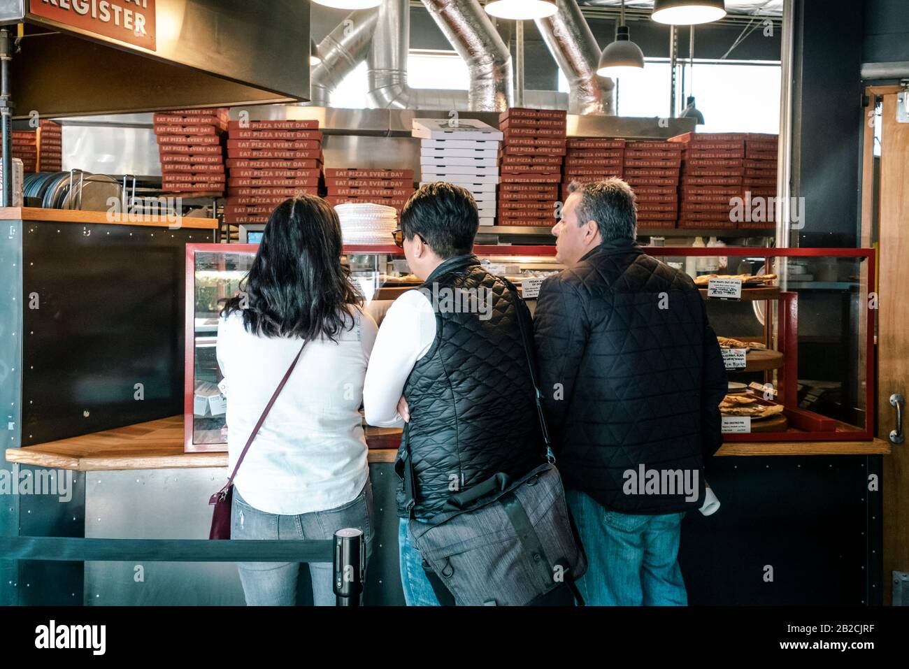 Sizzle pie hi-res stock photography and images - Alamy