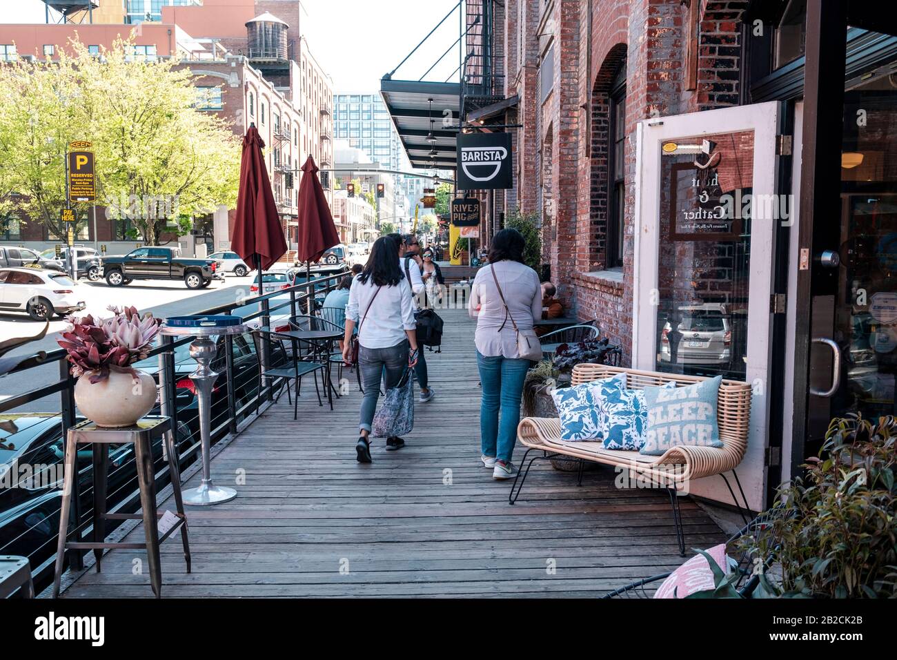 Walking the streets of Portland, Oregon Stock Photo - Alamy