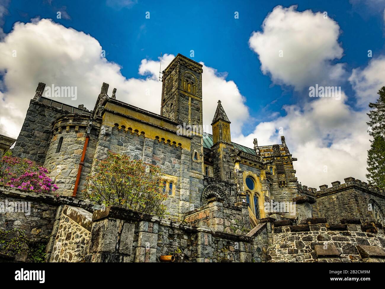 Ancient architecture attraction beautiful britain hi-res stock ...