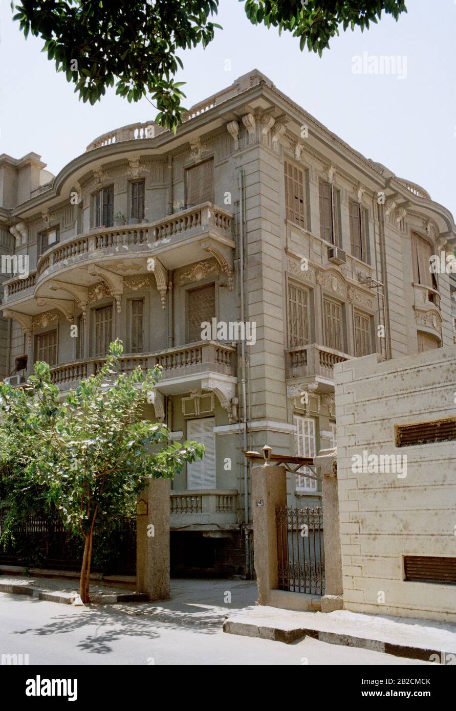 Residential buildings in cairo egypt hi-res stock photography and ...