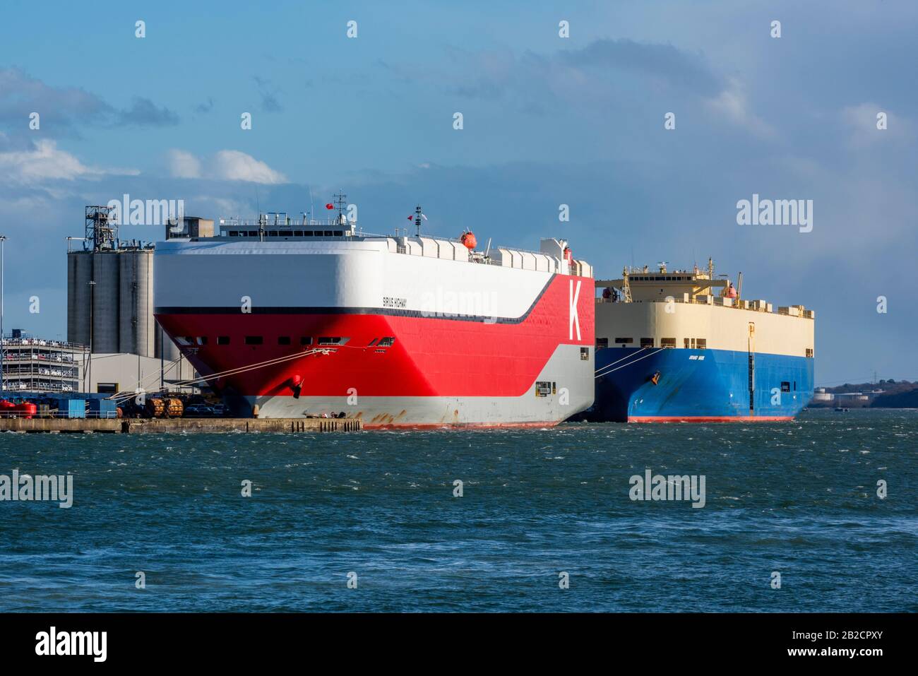 car carrying ships alongside at the port of Southampton docks, uk Stock ...
