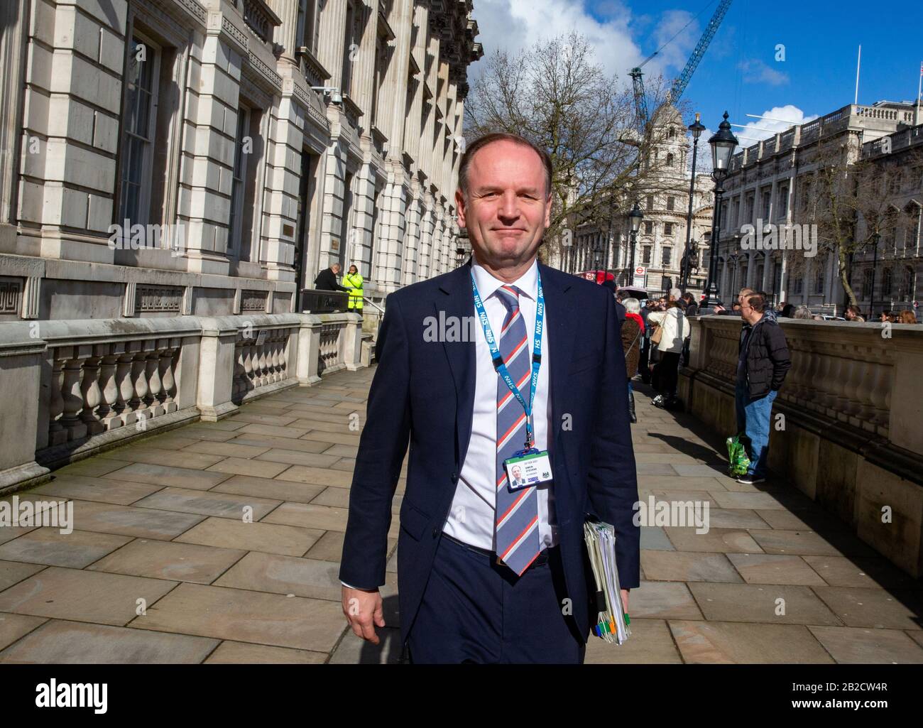 Sir simon stevens nhs england hi-res stock photography and images - Alamy