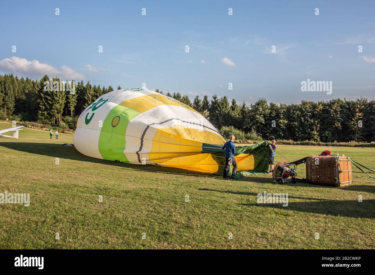 Hot air balloon before take off Stock Photo - Alamy