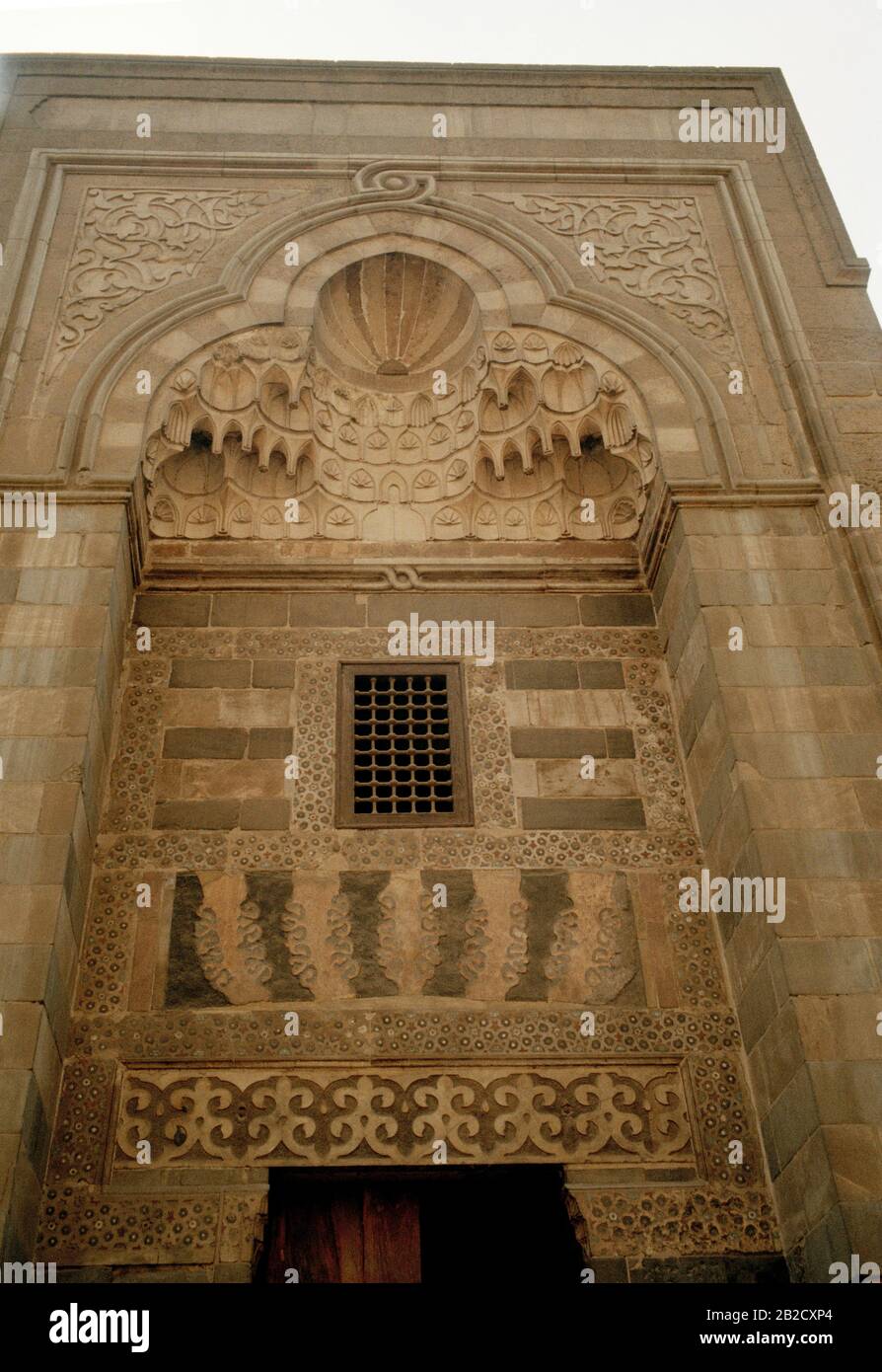 Mamluk egypt fountain hi-res stock photography and images - Alamy