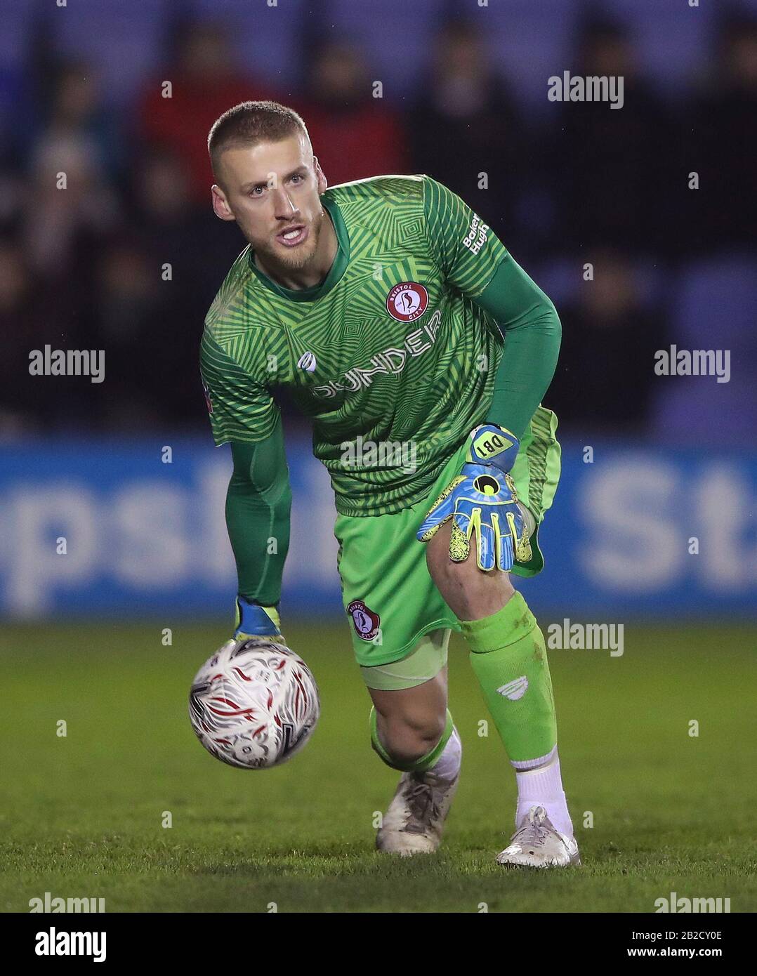 Bristol City goalkeeper Daniel Bentley Stock Photo - Alamy