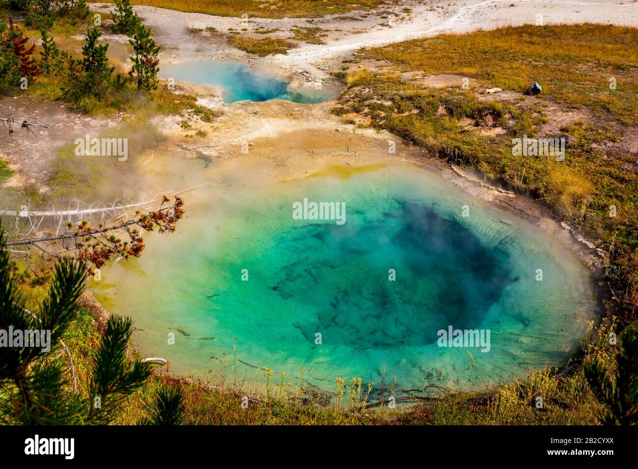 Seismograph and Bluebell Pool, also known as Blue Pools, in Yellowstone ...