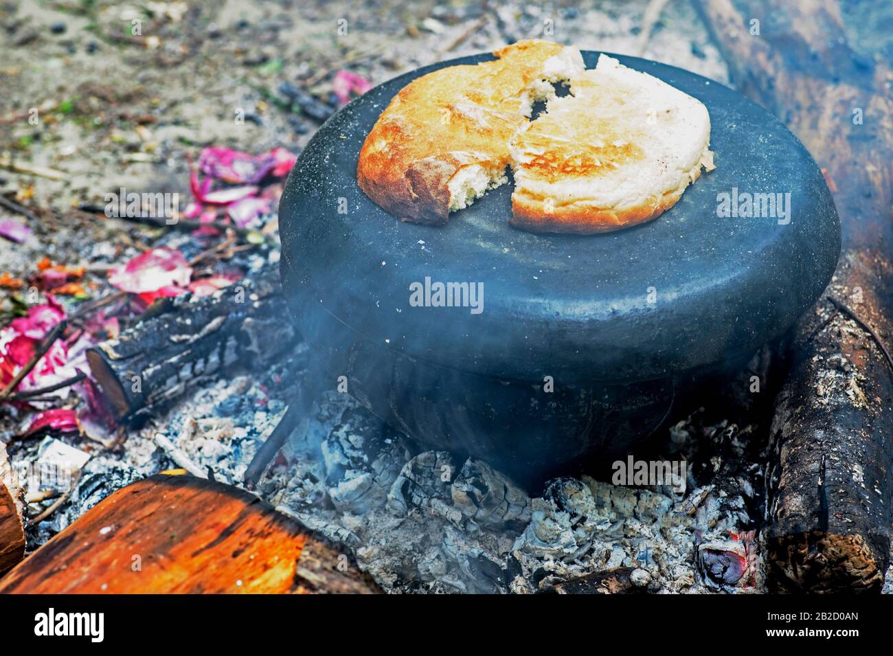 Broken kitchen utensils hi-res stock photography and images - Alamy
