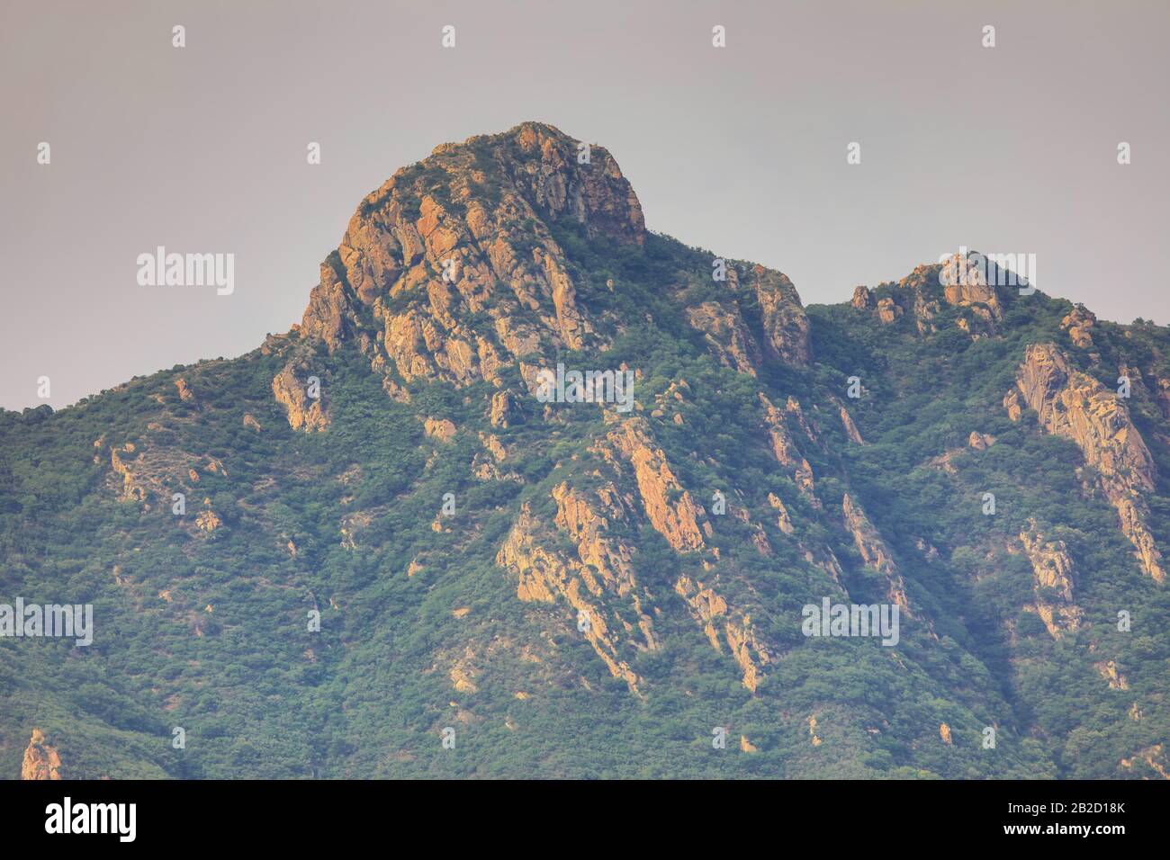Mountain view from the Great Wall of China Stock Photo - Alamy
