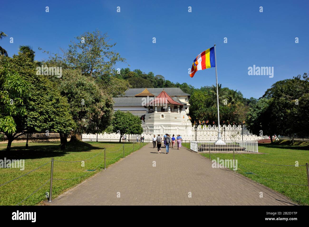 Temple in kandy sri lanka hi-res stock photography and images - Alamy