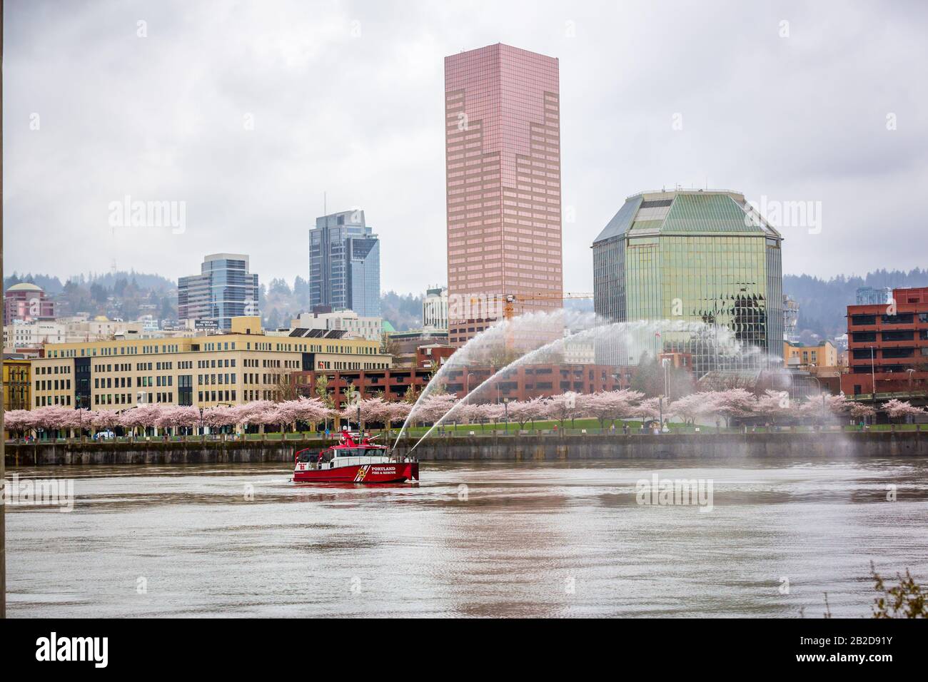Portland fire and rescue hi-res stock photography and images - Alamy