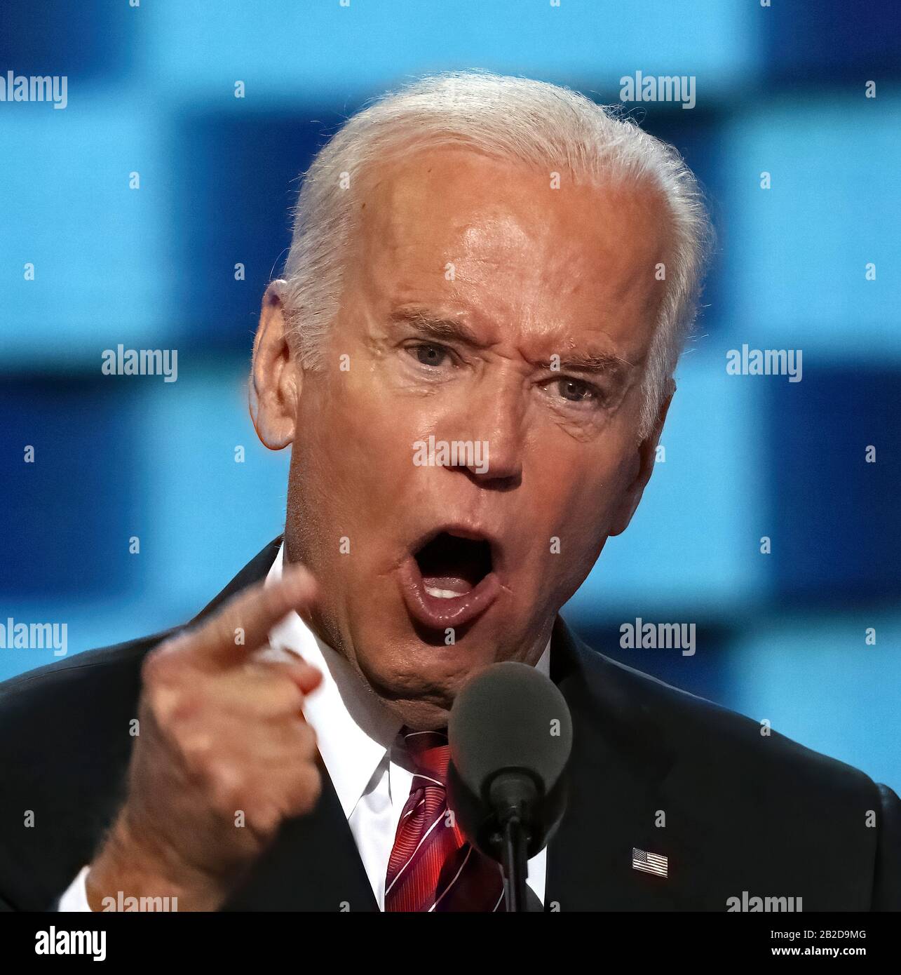 Finger pointing biden hi-res stock photography and images - Alamy