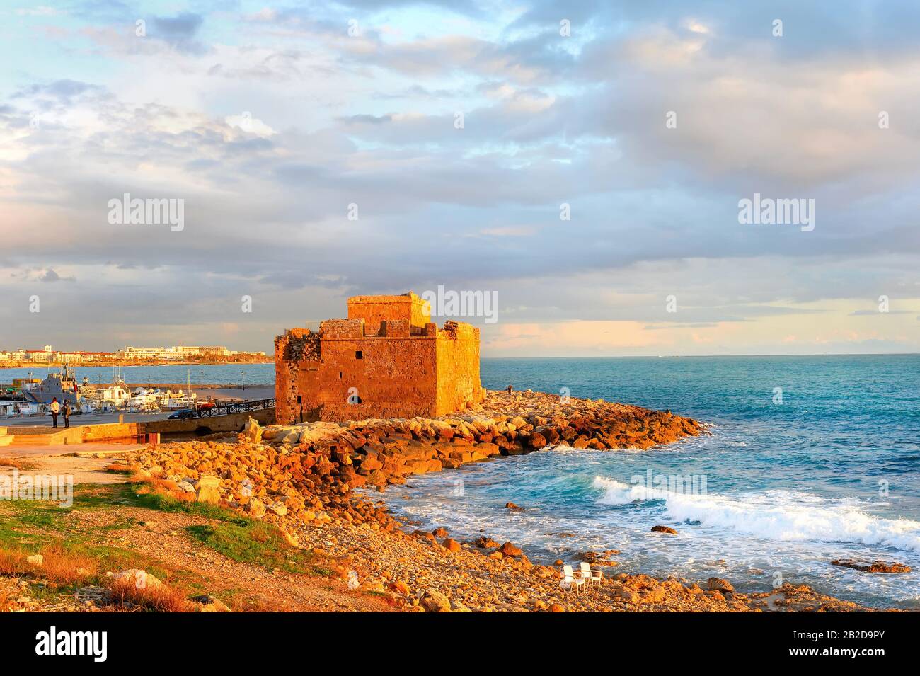 Paphos fortress hi-res stock photography and images - Alamy