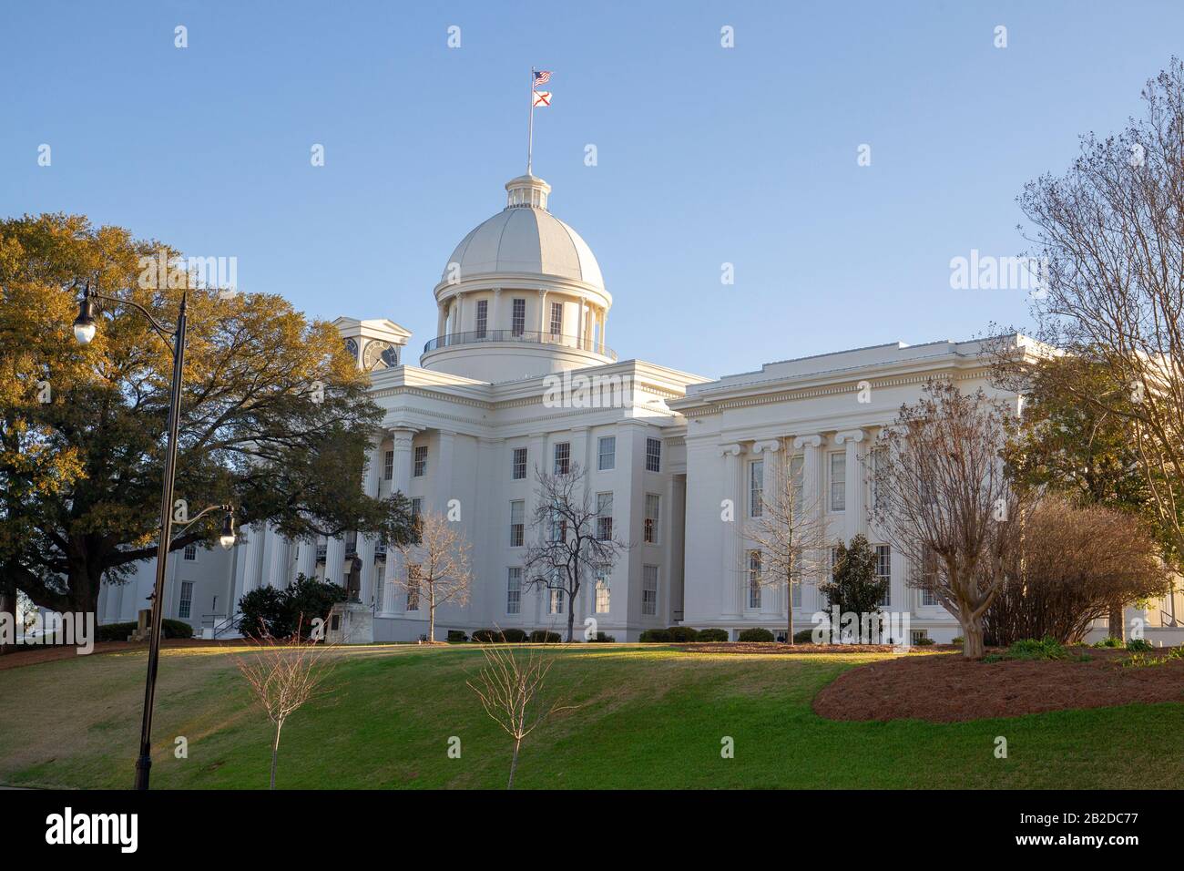 Alabama montgomery state capitol building confederate monument goat ...