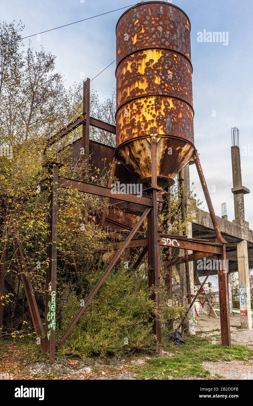 Abandoned town of Consonno Stock Photo - Alamy