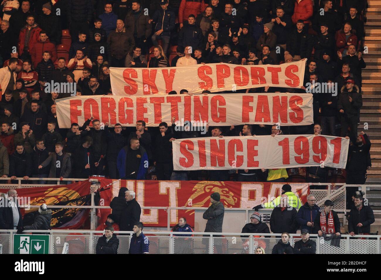 Banner protesting hi-res stock photography and images - Alamy