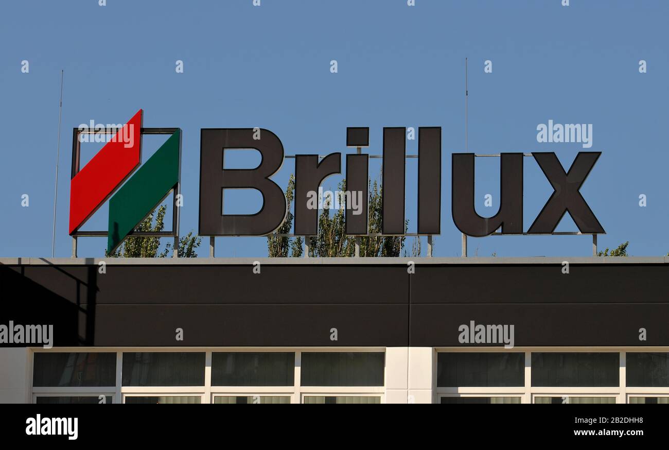 Brillux logo hi-res stock photography and images - Alamy