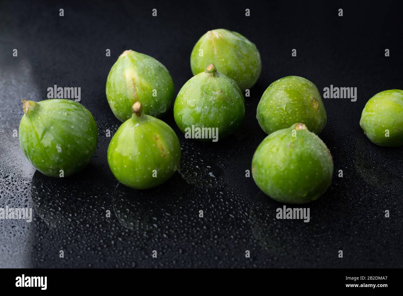 Fresh green figs hi-res stock photography and images - Alamy