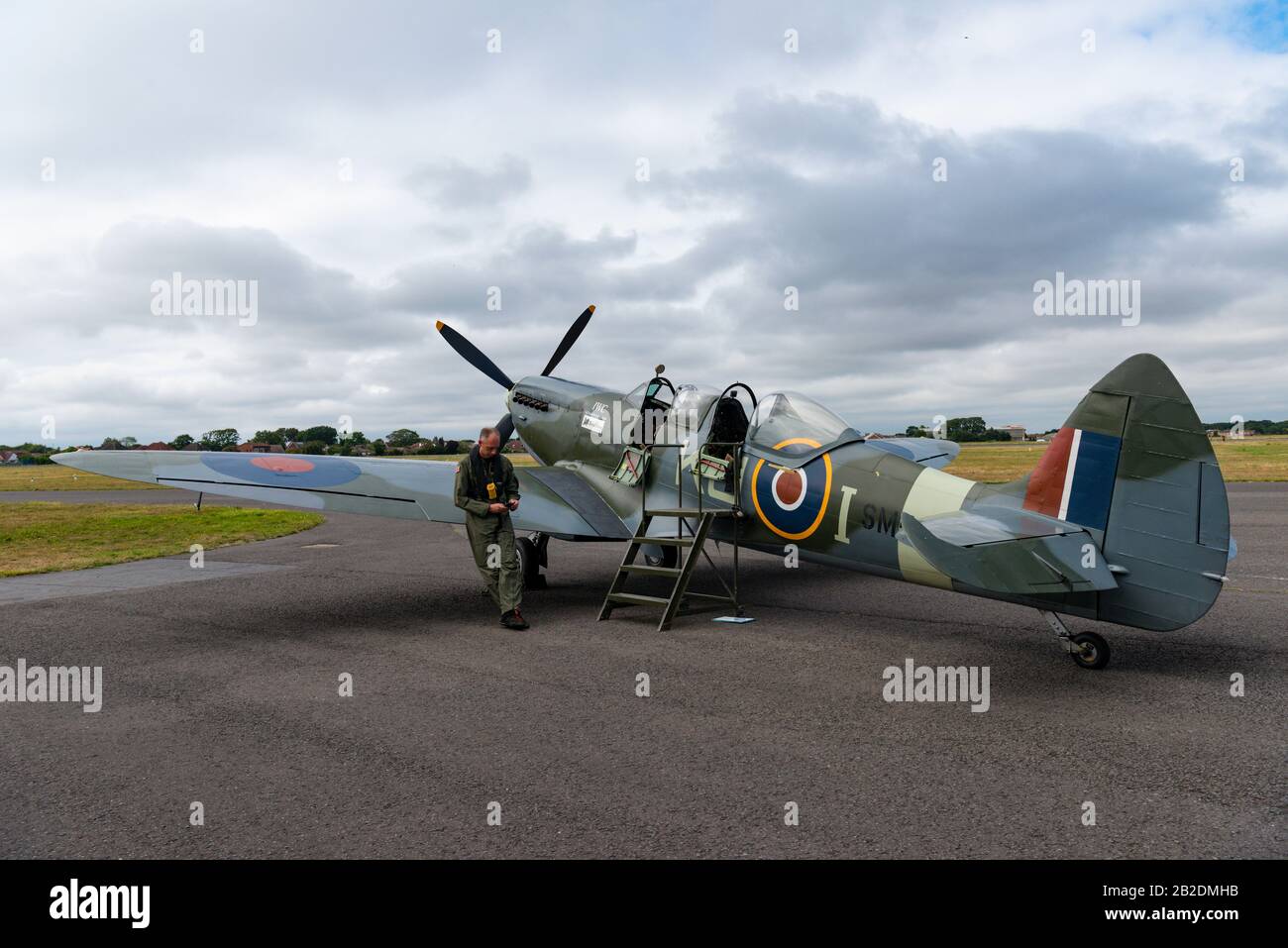 Jim Schofield, cheif pilot at Boultbee Flight Academy with one of the ...