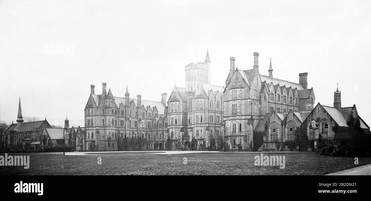 Early 1900s hospital hi-res stock photography and images - Alamy