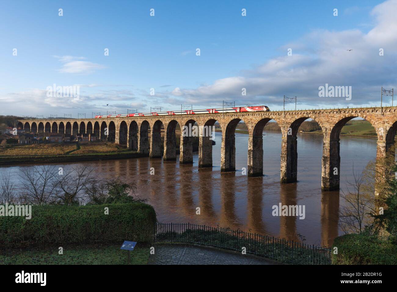 LNER class 91 intercity 225 train crossing the Royal Border bridge ...