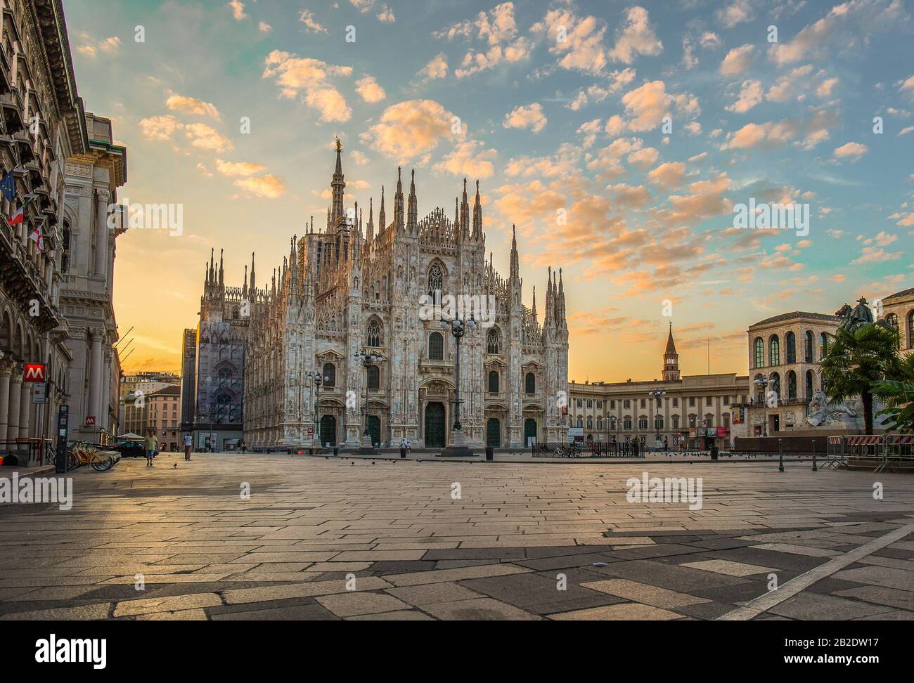 Simbolo di milano hi-res stock photography and images - Alamy
