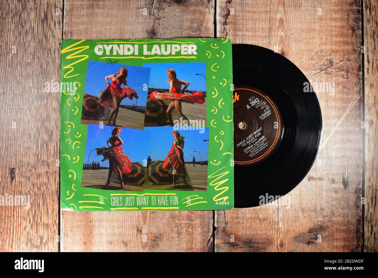 Cyndi Lauper Girls Just Wanna Have Fun