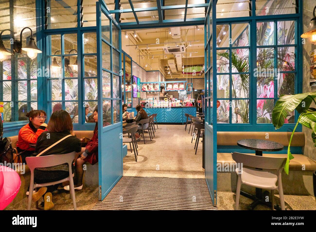 Entrance of a cafeteria hi-res stock photography and images - Alamy