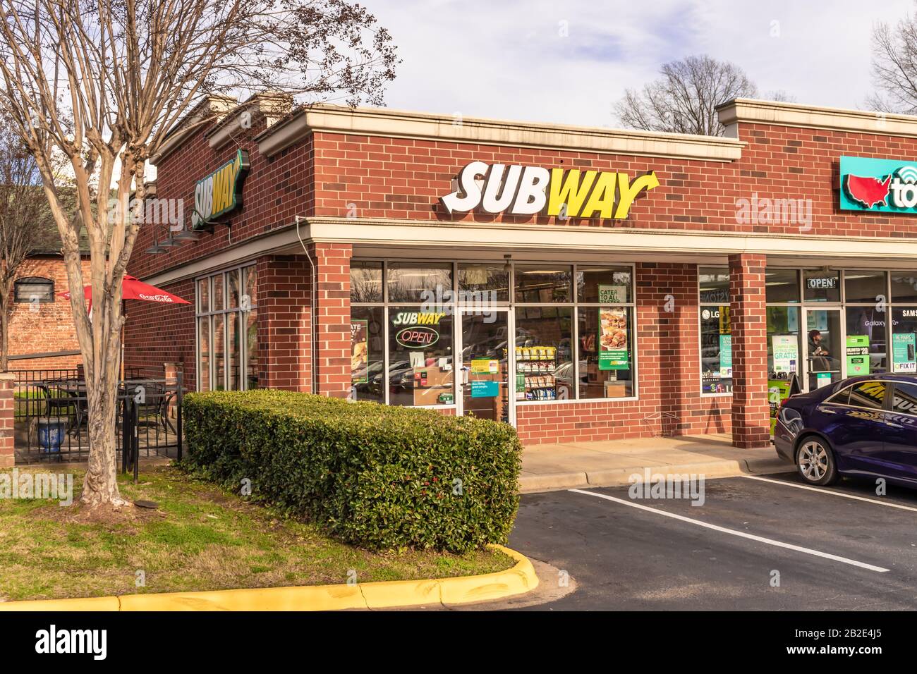 Subway Exterior Logo High Resolution Stock Photography and Images - Alamy