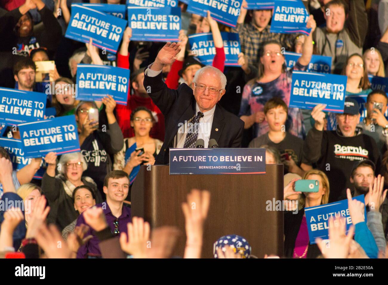 Feeling the bern hi-res stock photography and images - Alamy