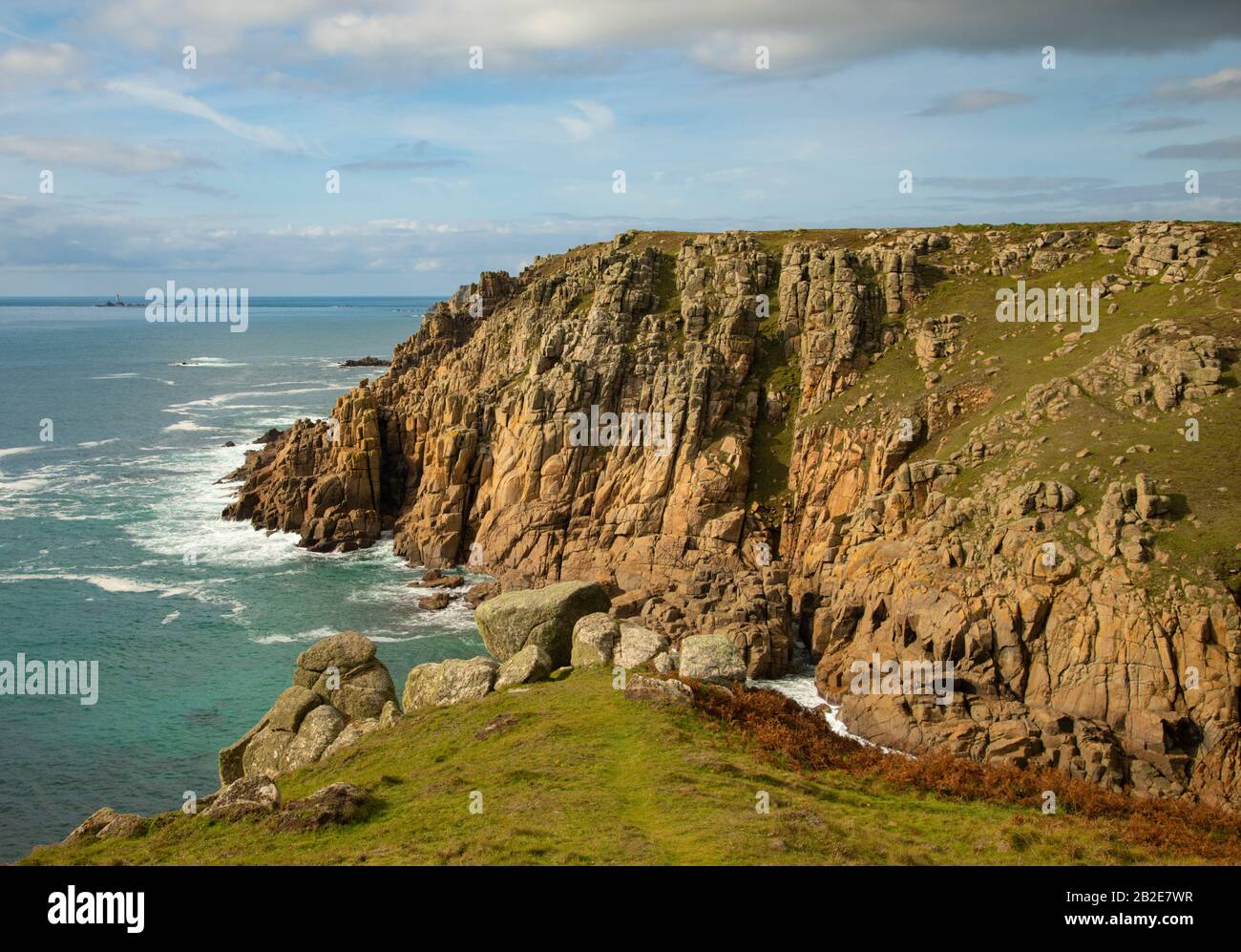 Rugged granite cliffs hi-res stock photography and images - Alamy