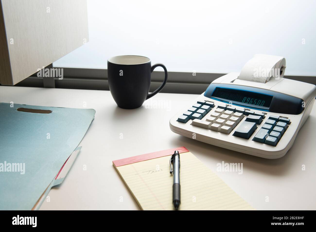 Retro accountant adding machine hi-res stock photography and images - Alamy
